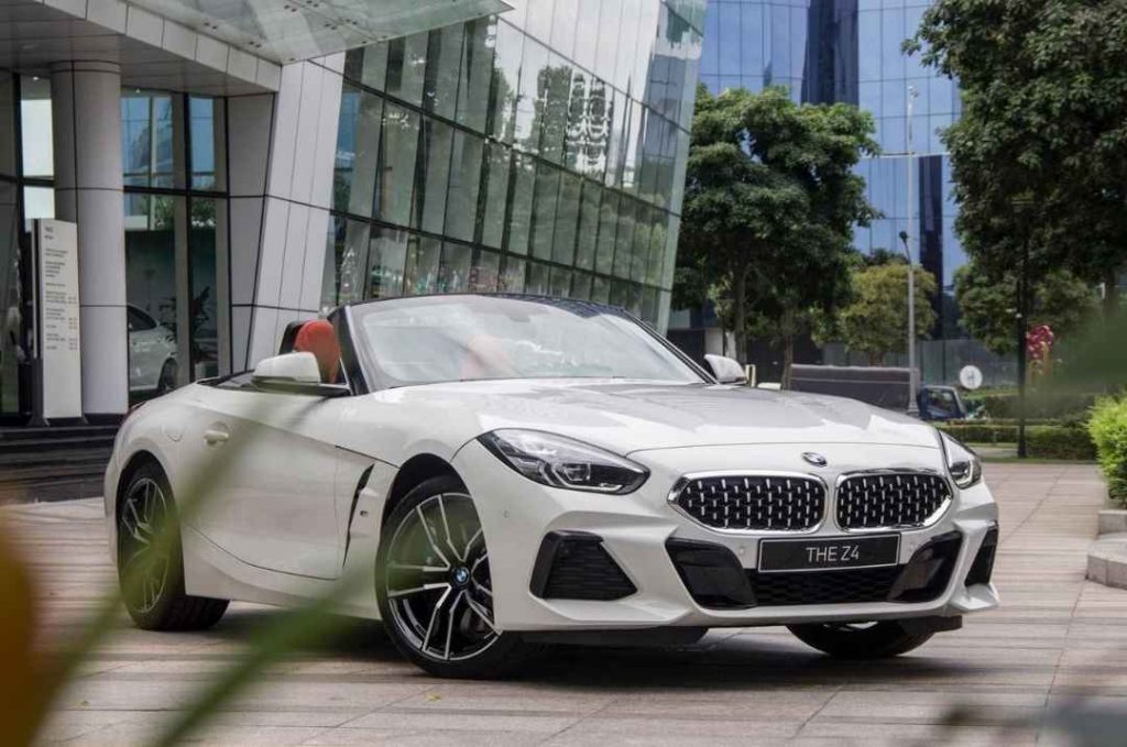 Đặc điểm của xe mui trần có gì khác so với dòng xe thường